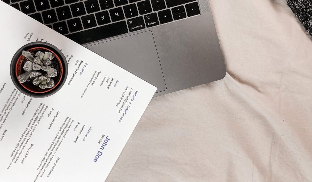 Illustrate your language skills on a CV | Job Squad